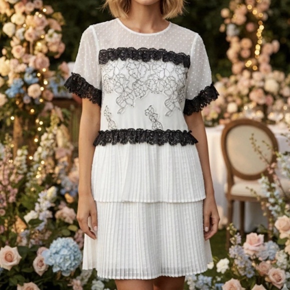 foxiedox | Dresses | Foxiedox Melita Tiered Lace Dress In White Black ...